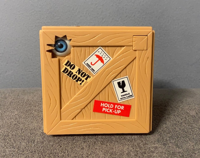 Let Me Out of Here Toy 90s Vibrating Electronic Talking Crate Box Sky ...