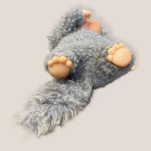 Vintage 1970s MONCHHICHI NYAMY Thumb Sucking Gray Cat Beans Plush Toy ...