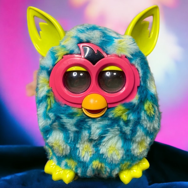 Rainbow furby boom crystal - isseplay