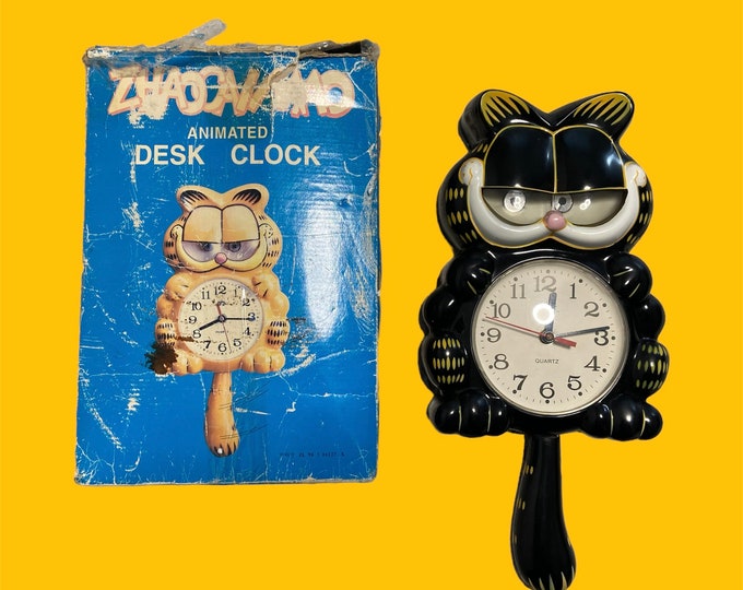 Vintage GARFIELD Animated Wall Clock ANIMATED Eyes and Tail Move Works ...