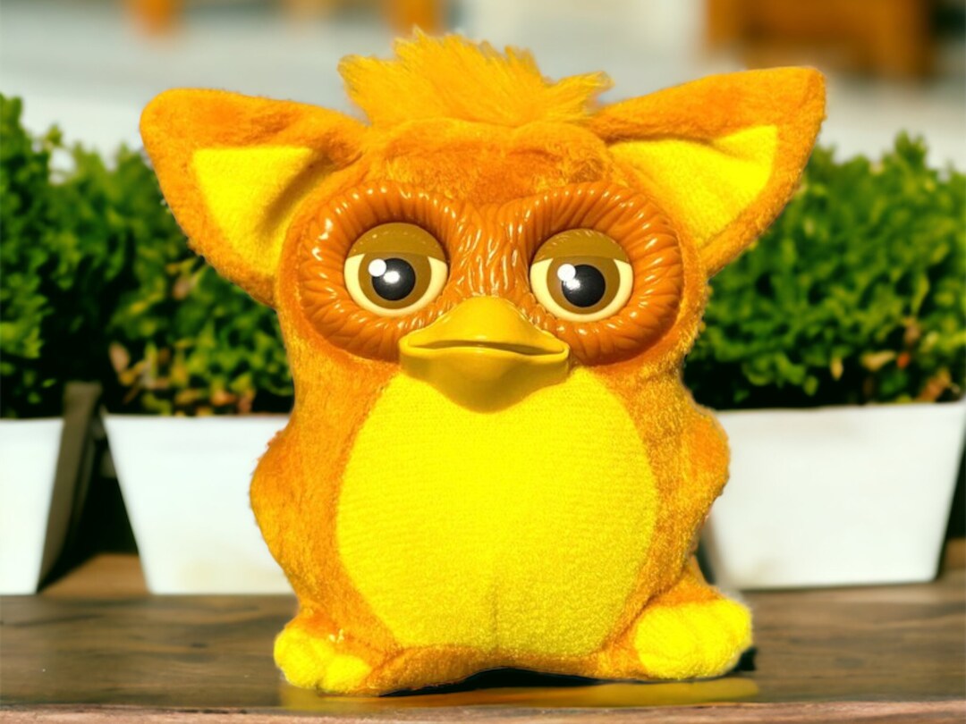 VERY REALLY Furby Mcfurbys Emoto-tronic Furby 2006 Furby Plush / Furby ...