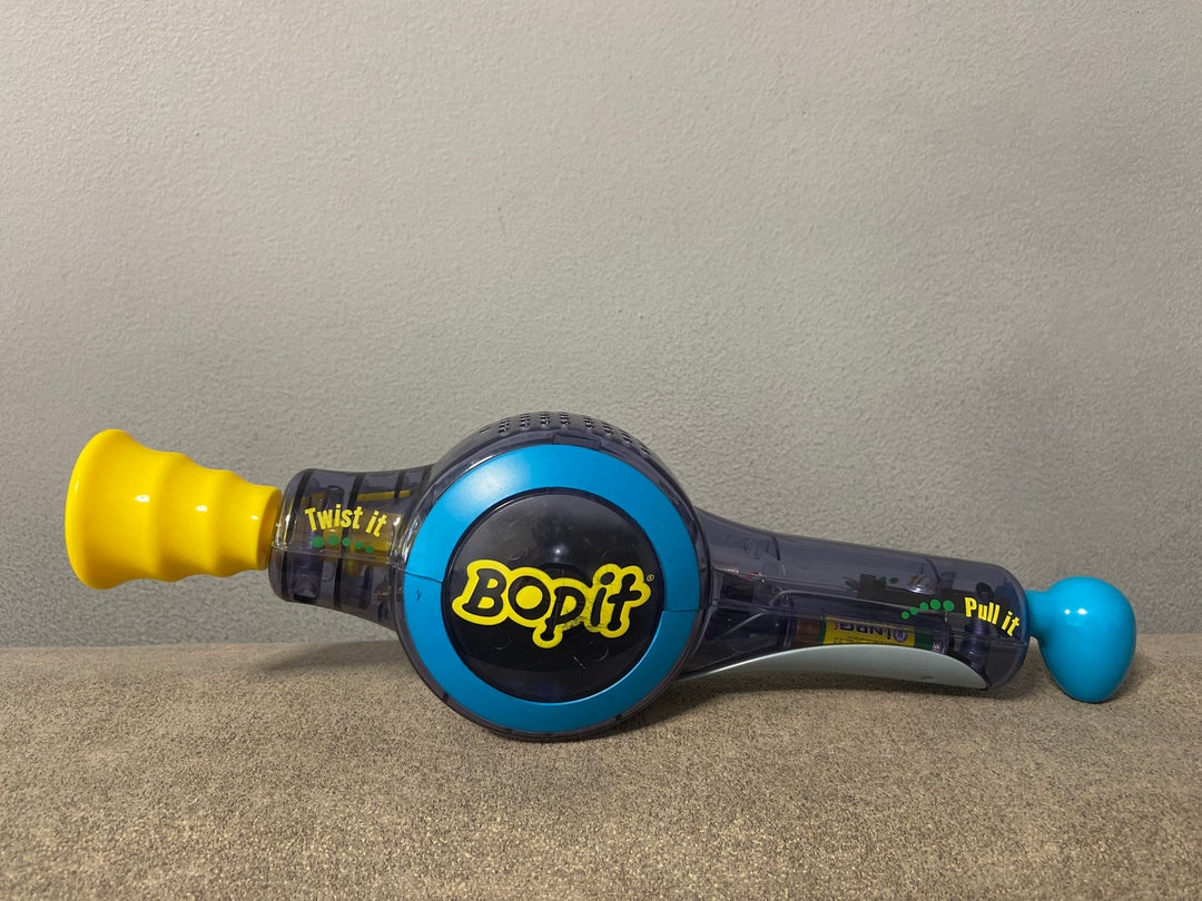 BOP IT 2002 Hasbro Electronic Game Bopit Handheld Game Push - Etsy