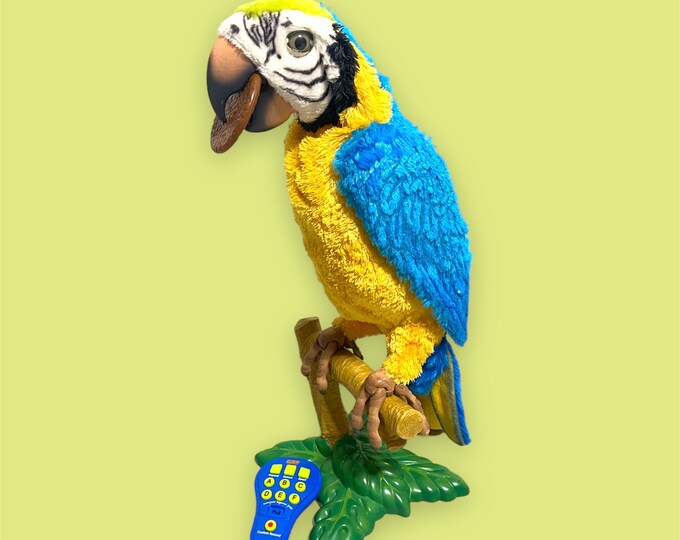 Hasbro Furreal Friends Squawkers Mccaw Talking Parrot. Works / Bird ...