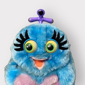 Vintage 1999 Trendmasters Blue and Purple Talking Wuvluv Toy Wuvluvs ...