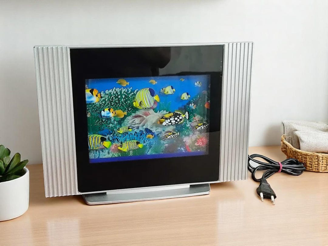 Vintage Moving Aquarium Night Light | Fish Motion Lamp | Moving ...