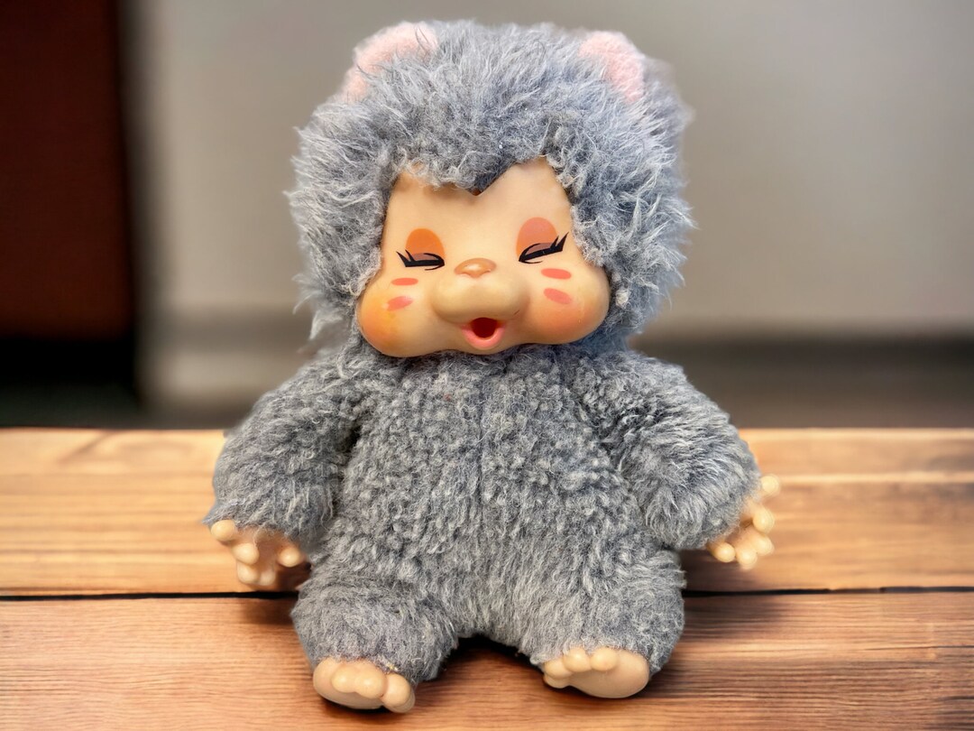 Vintage 1970s MONCHHICHI NYAMY Thumb Sucking Gray Cat Beans Plush Toy ...