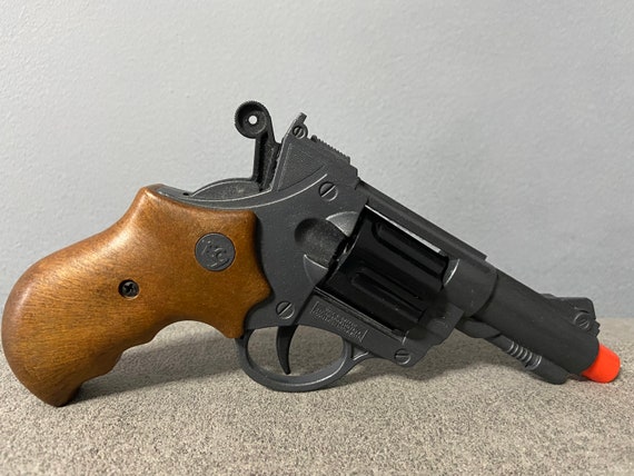 Toy Gun Revolver Plastic Edison Giocattoli Jeff Watson Toy | Etsy
