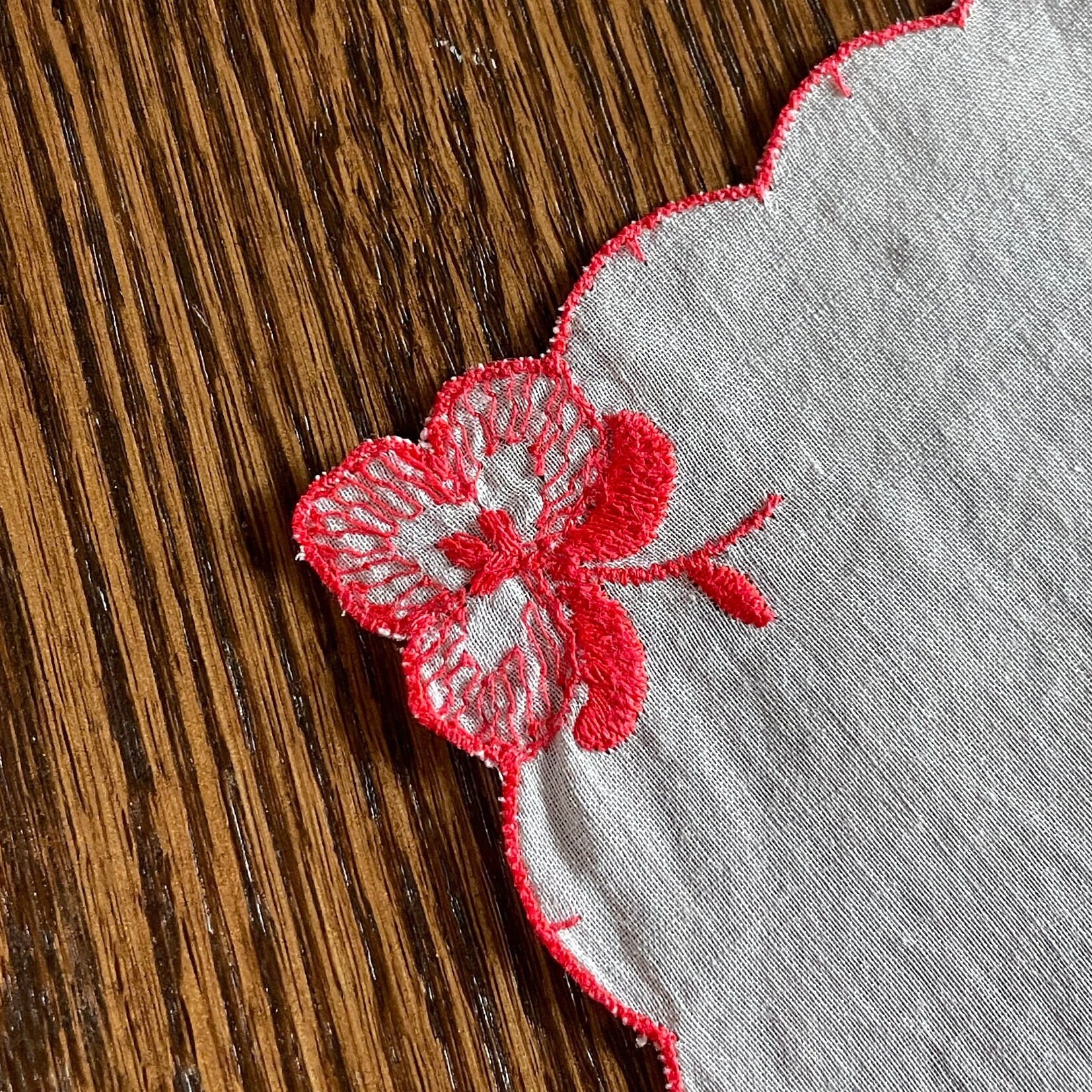 Vintage Sheer Batiste Embroidered Handkerchief With Scalloped Edges - Etsy