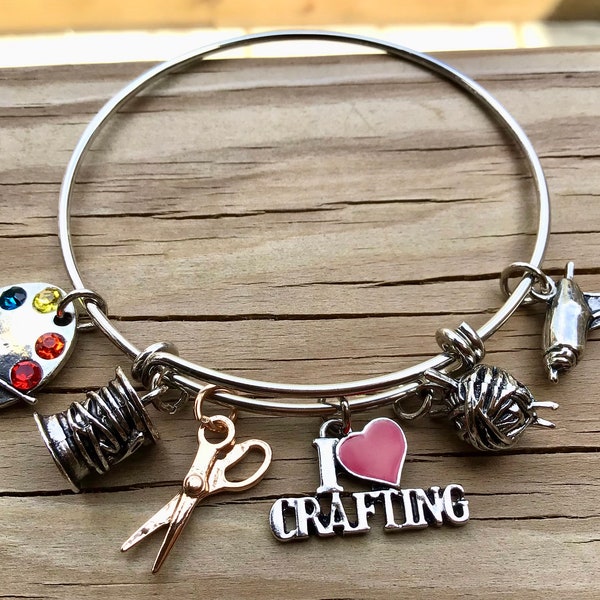 Crafty Person Gift - 60+ Gift Ideas for 2024