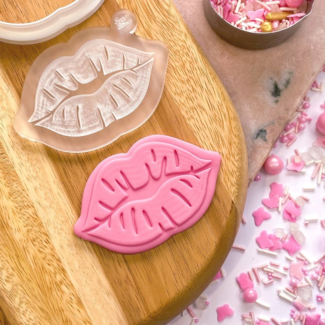 Pukka up Lips Embosser & Cookie Cutter Set - Valentines Reverse Pop-up ...
