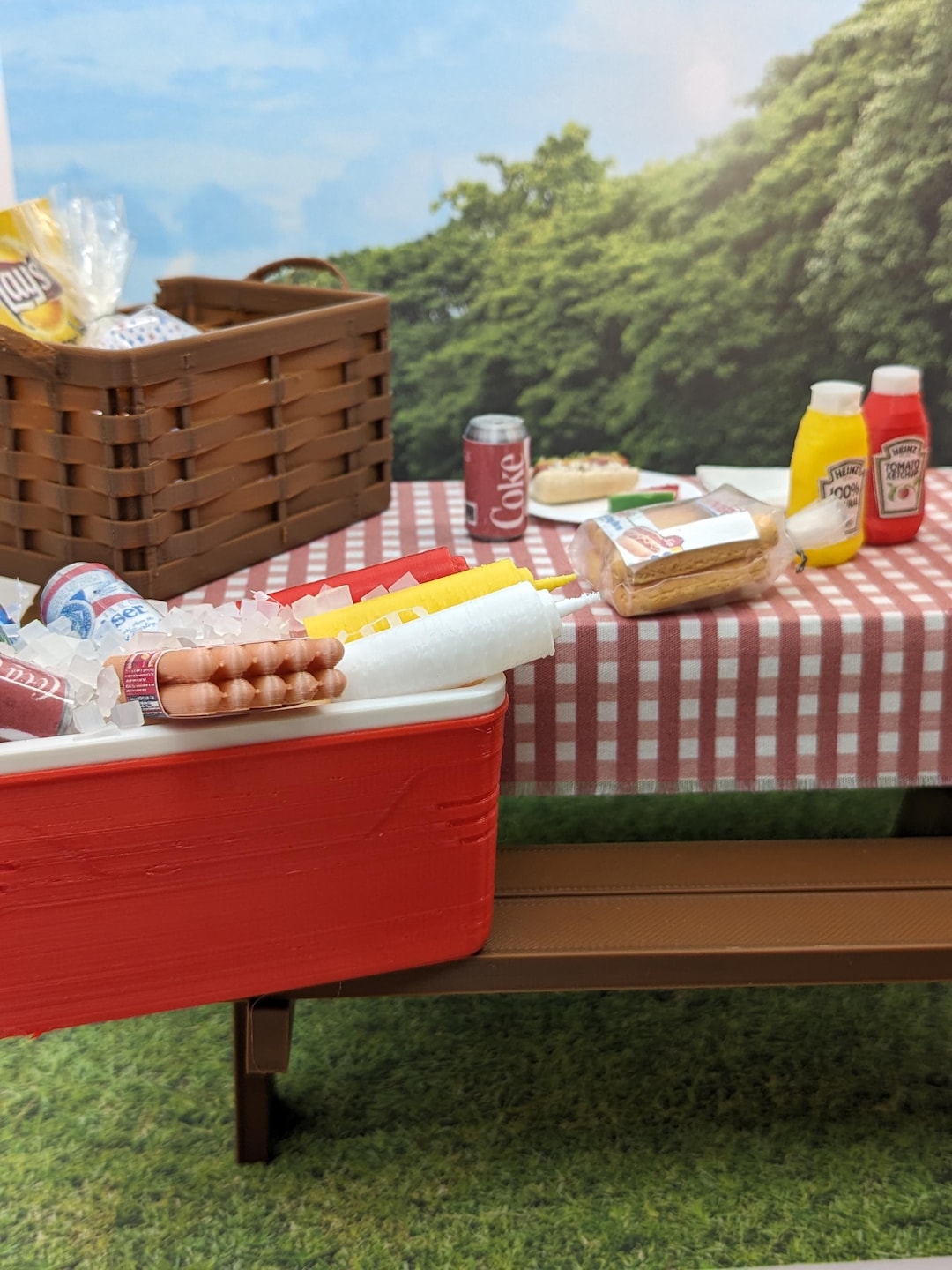 1:6 Miniature Picnic Scene – Realistic Handmade Display - Etsy