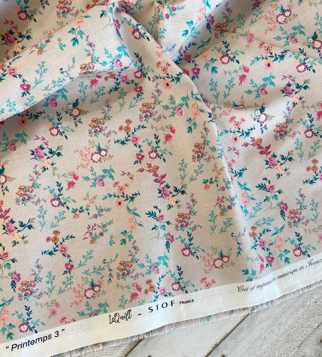 Dainty Beige With Floral Print Le Quilt Stof Fabrics Made and Printed ...