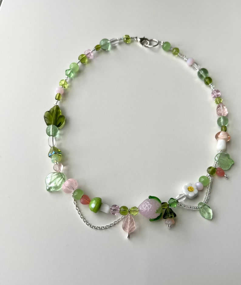Daisy indie Beaded Necklace Cottage Core Necklace Fairy - Etsy