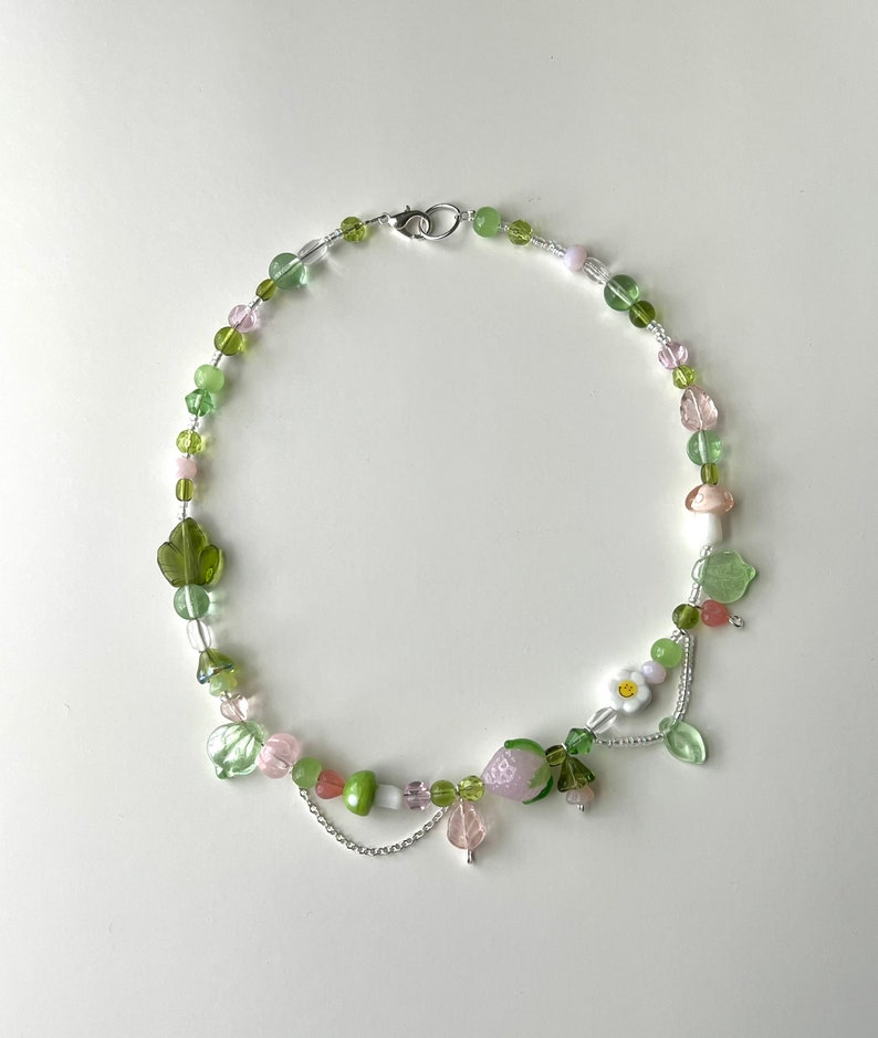 Daisy indie Beaded Necklace Cottage Core Necklace Fairy - Etsy