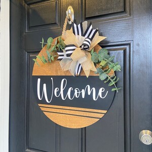 Welcome Sign With Interchangeable Bows | Versatile Welcome Sign ...
