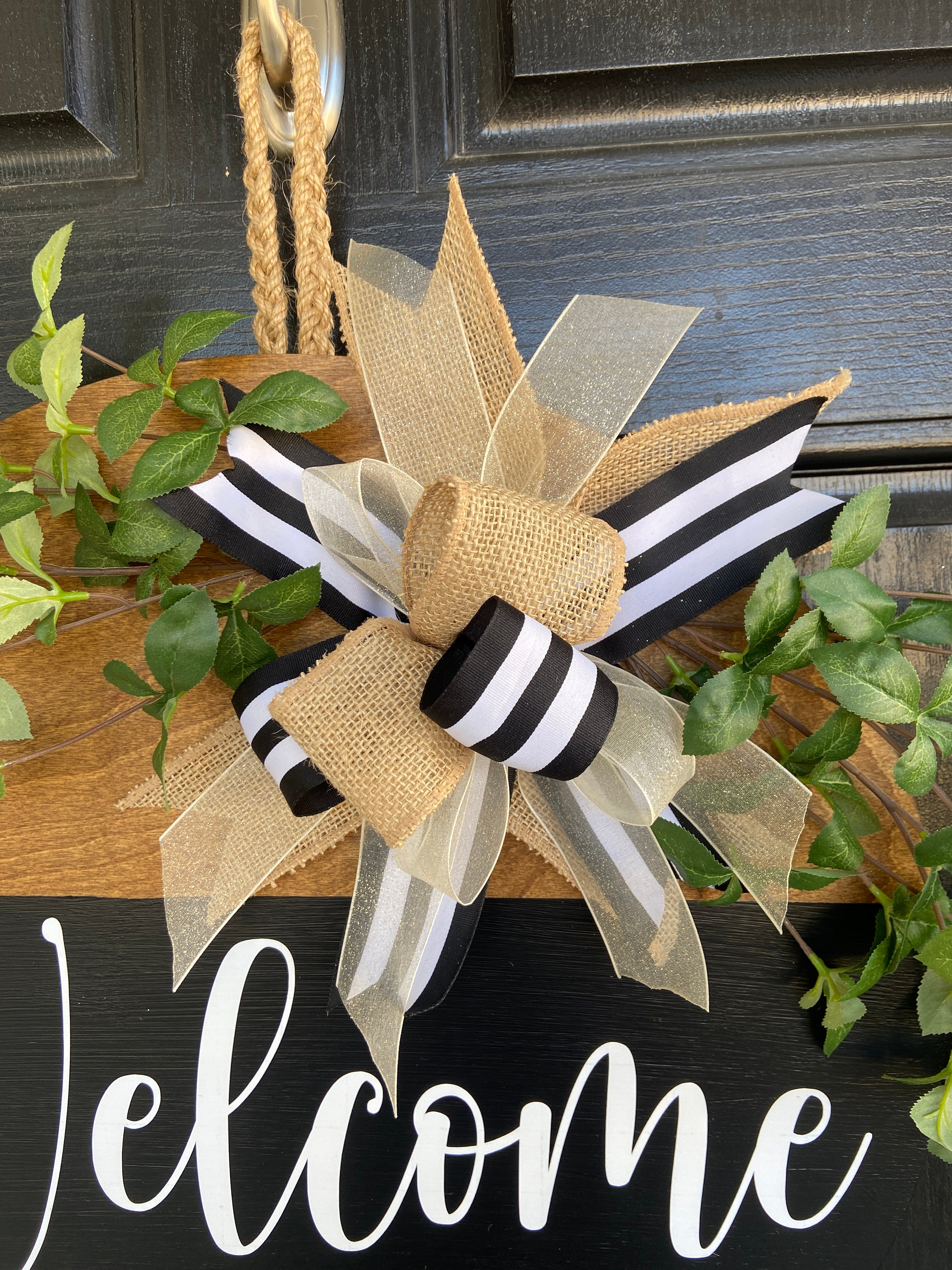 Welcome Sign With Interchangeable Bows | Versatile Welcome Sign ...