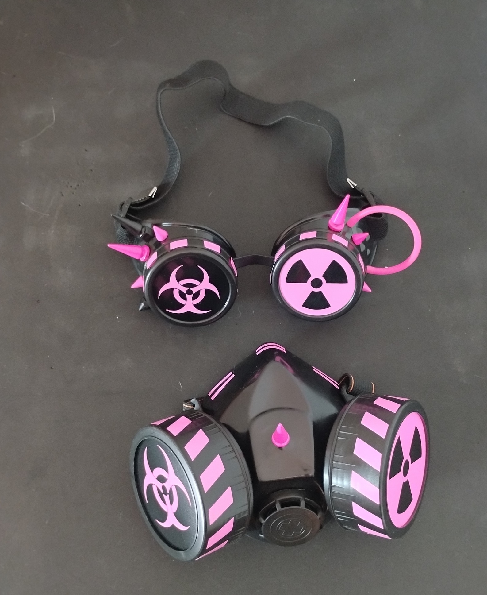 SET Goggles+gas Mask Cybergoth Cosplay Dreads Industrial Dark Pink ...