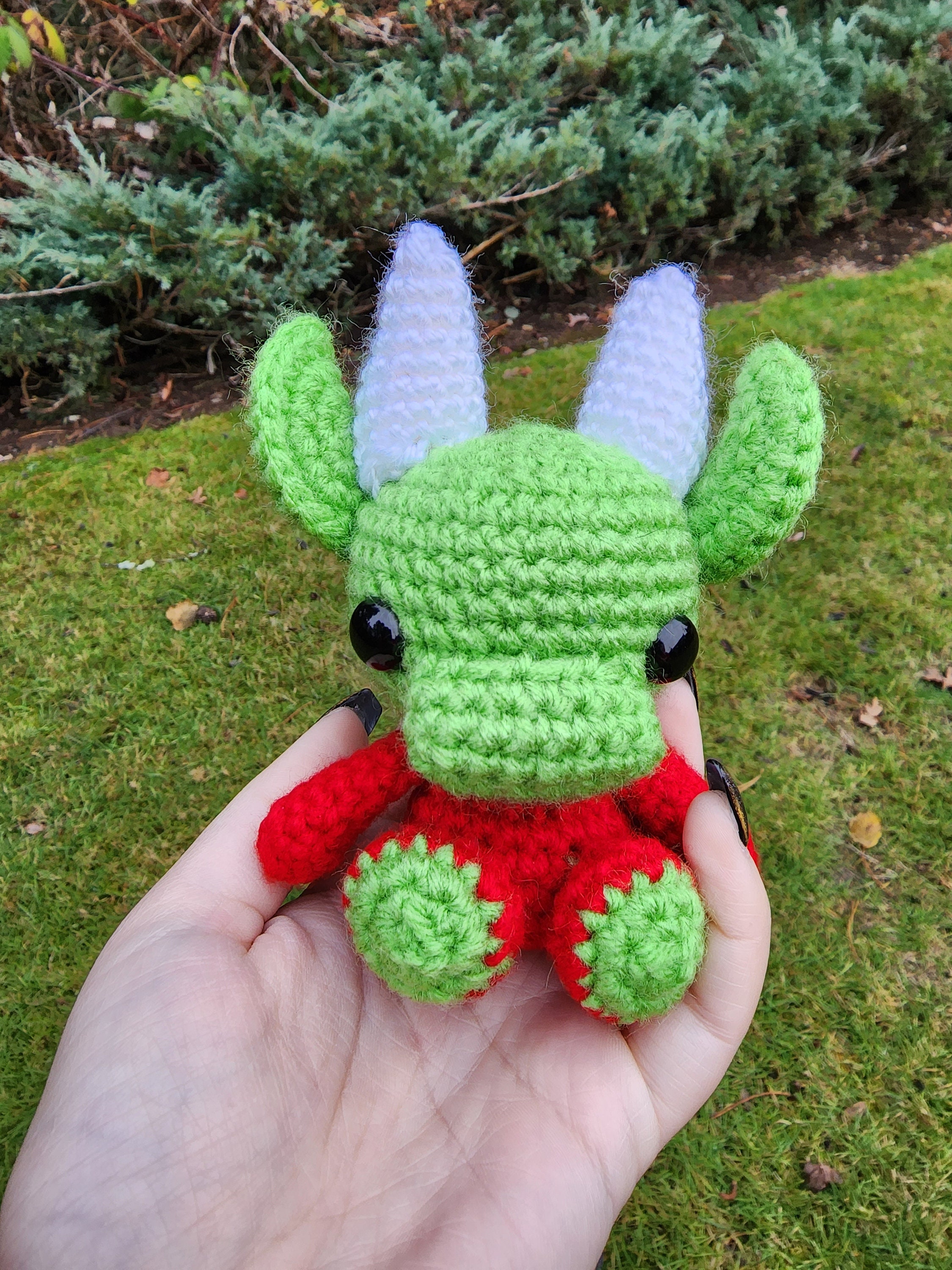 Crocheted Mini Grinch Goat - Etsy