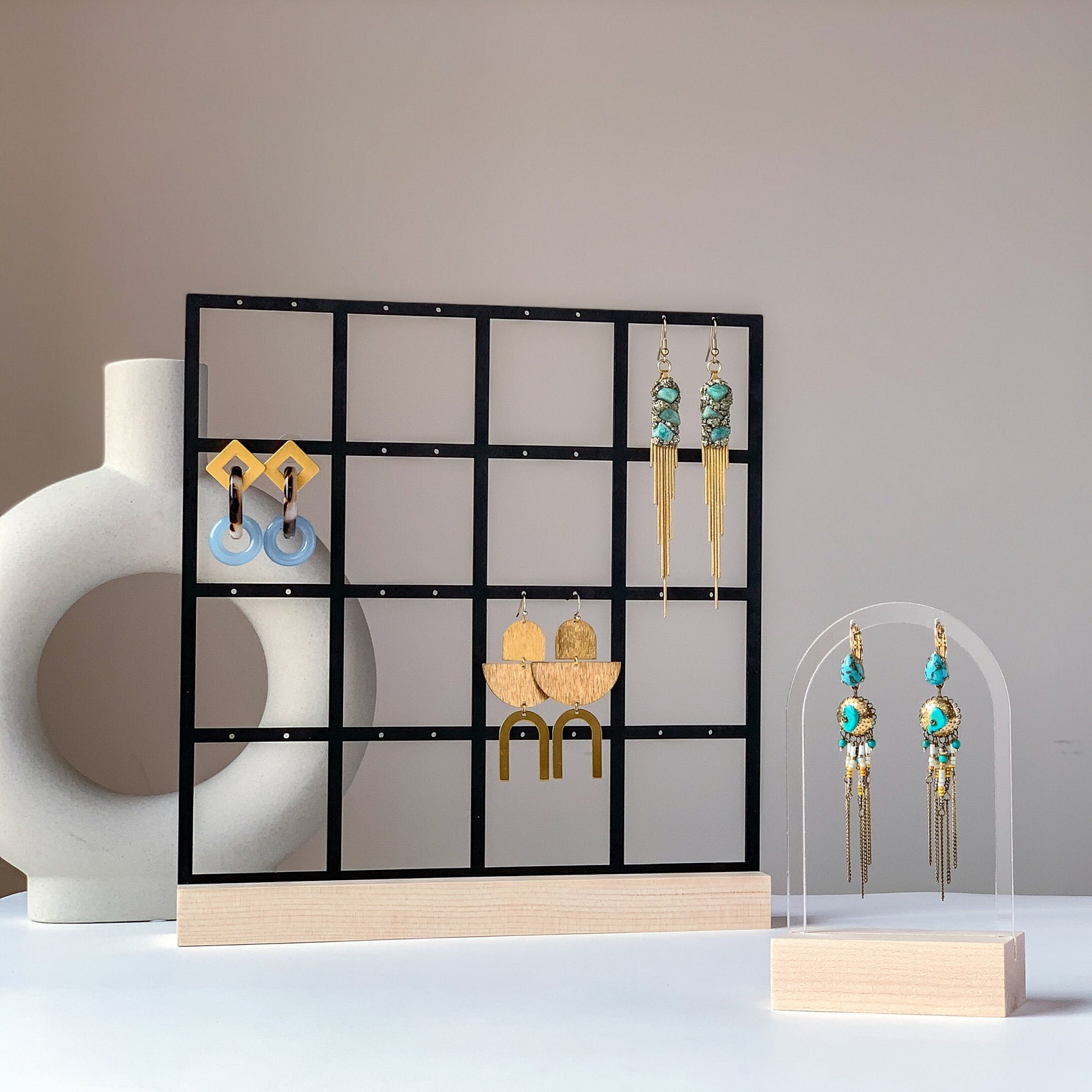 GRID Earring Display Modern Jewelry Stand Jewelry - Etsy
