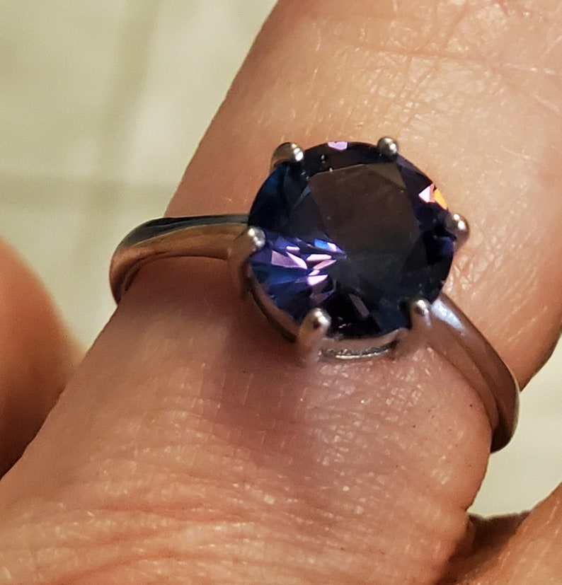 Alexandrite Color-change Round Ring See Colors on Video 8mm - Etsy