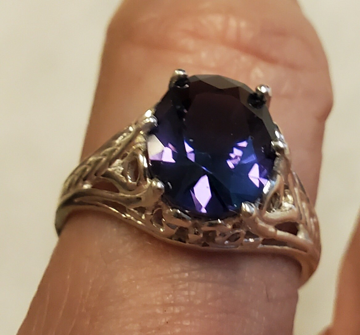 Alexandrite Color-change Vintage Style Ring Watch Video for - Etsy