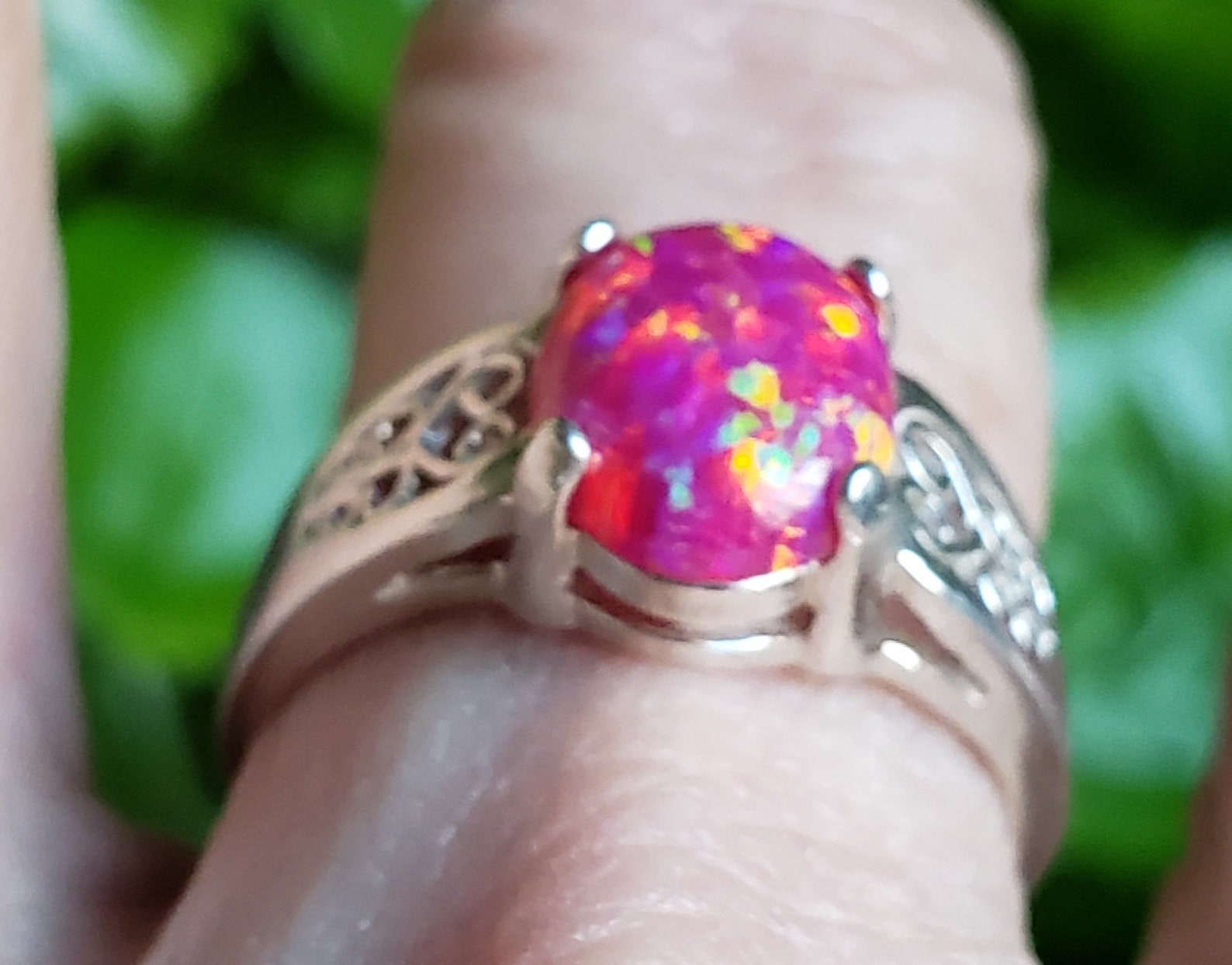 Scarlet Magenta Opal Ring, Great Color Purple-red, See Video! 8x10mm ...
