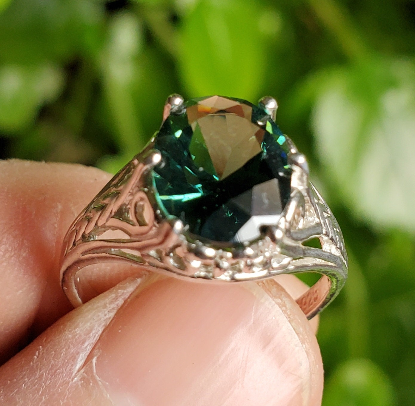 Alexandrite Color-change Vintage Style Ring Watch Video for - Etsy