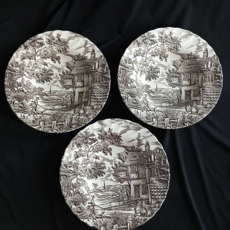 The Hunter by Myott - Etsy Canada