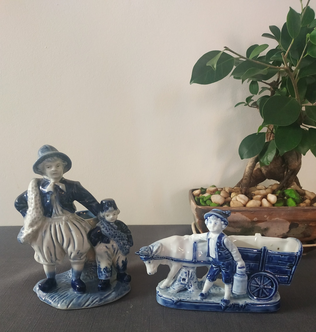 Pair of Blue Delft Porcelain Figurines Hand Painted by Delftbluecolour ...