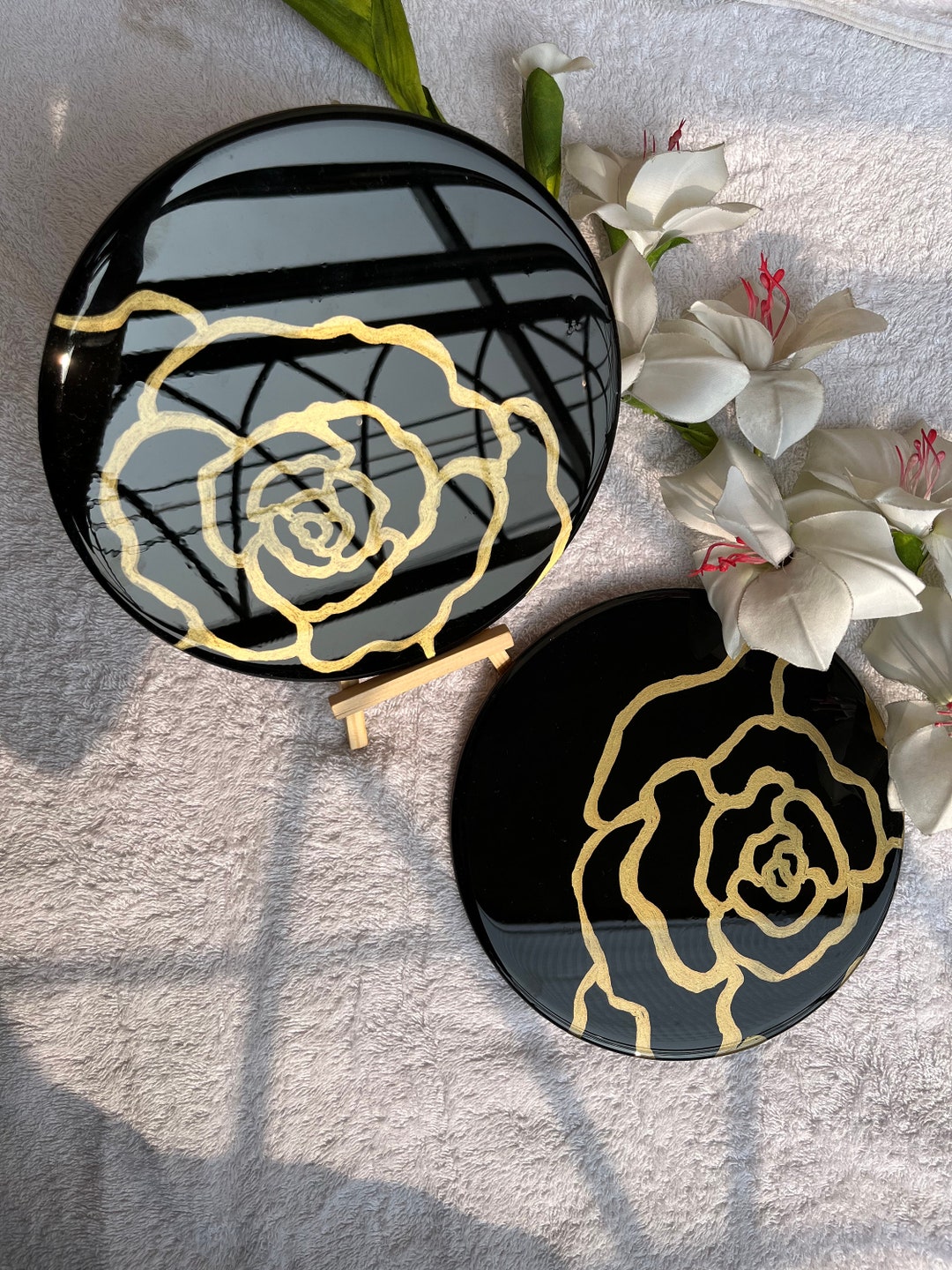 Set of 2 Black and Golden Trivets, Pot Holders/ Hot Plates, Resin ...
