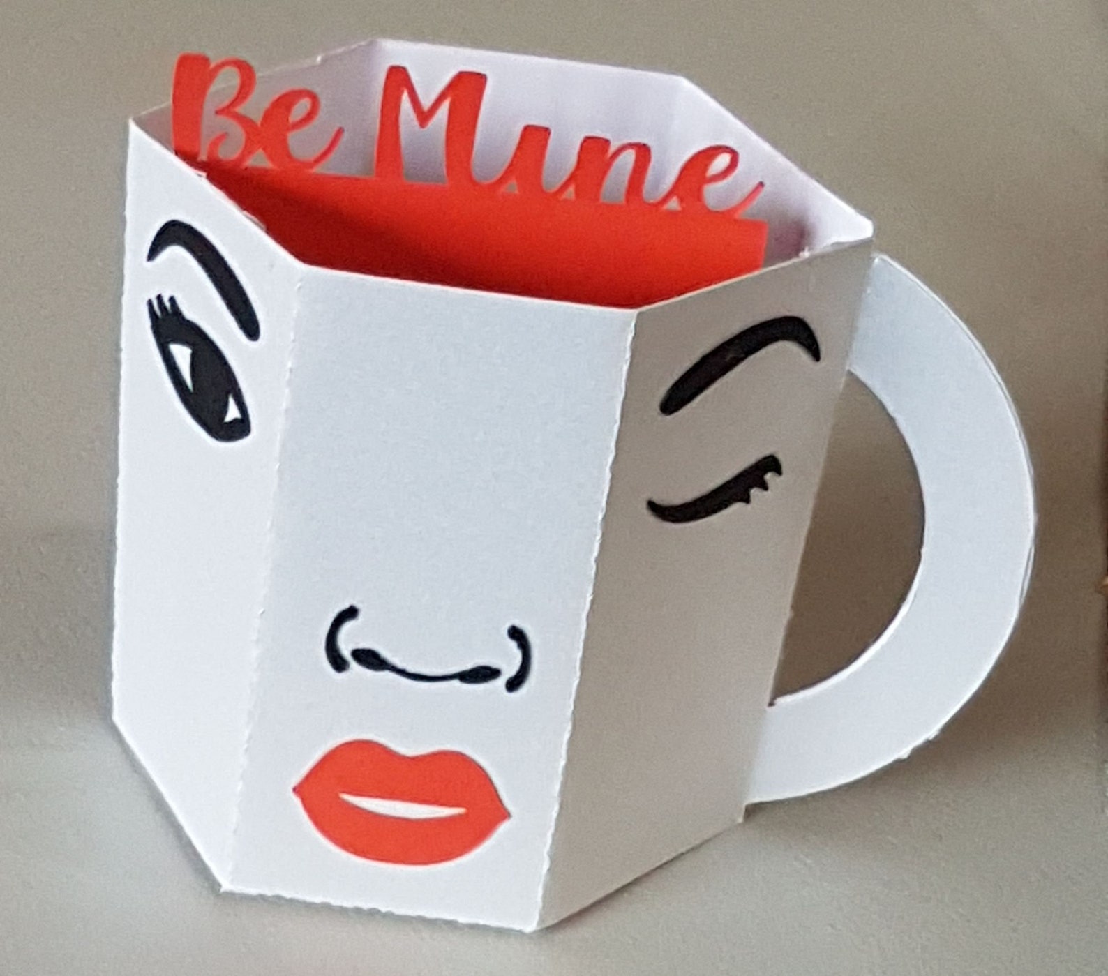 Aniversario Pop Up Mug SVG Be Mine Cutting File para Cricut - Etsy España