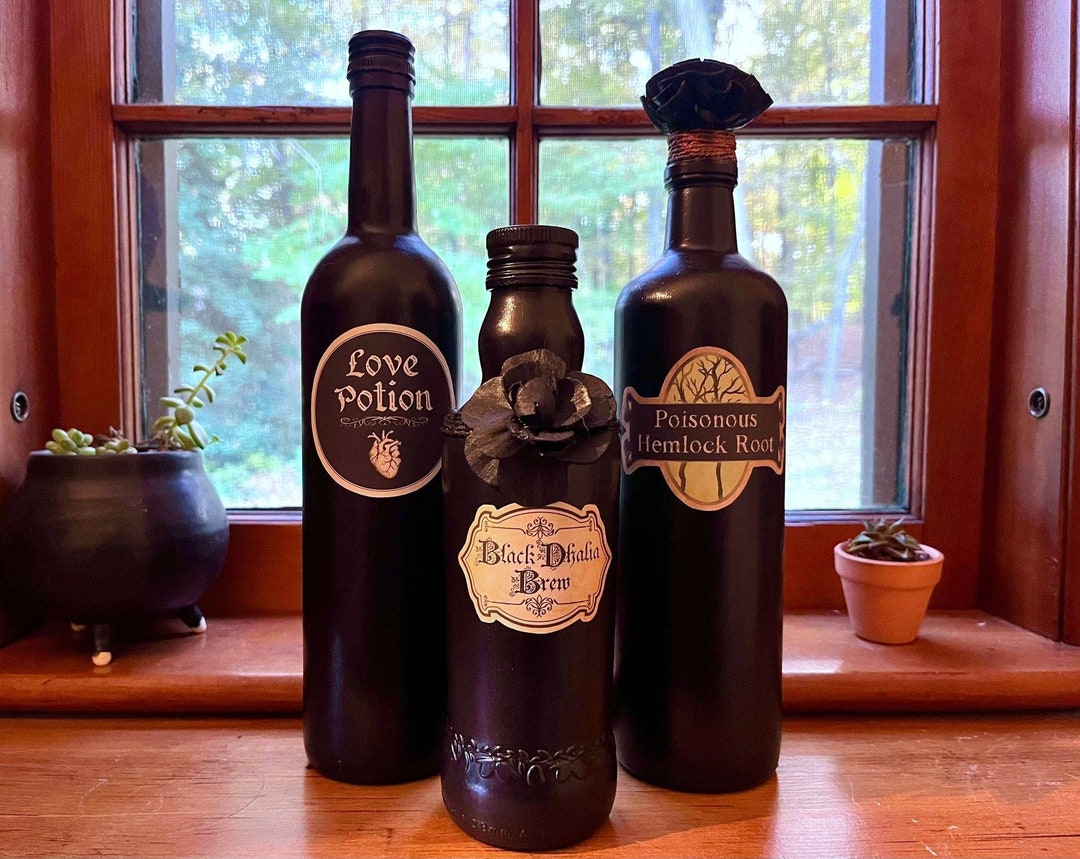 Halloween Black Potion Bottle Love Potion, Black Dhalia Brew, Poisonous ...