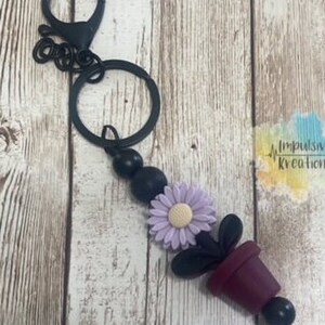 Flower Pot Keychain - Etsy