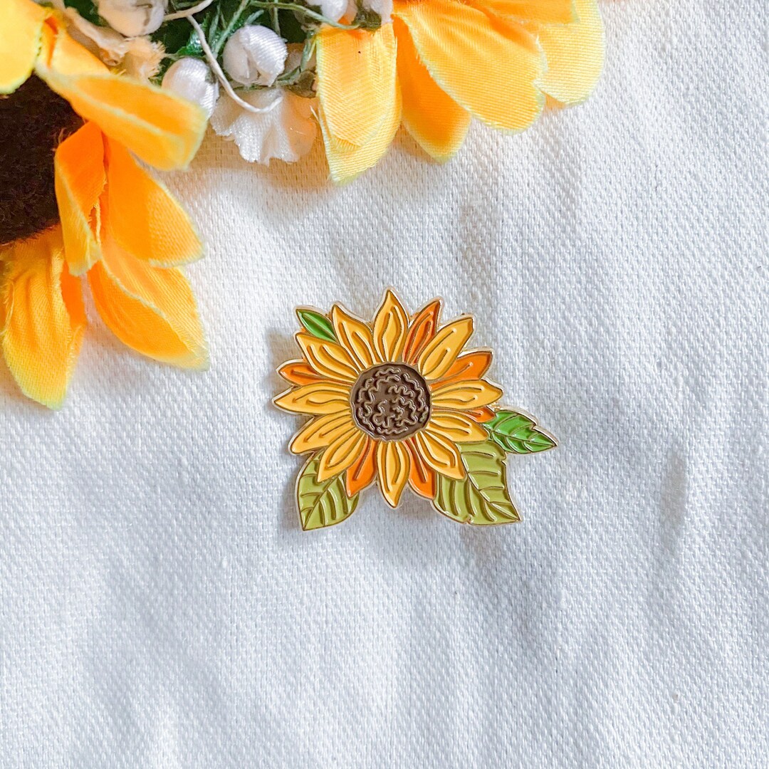 Sunflower Enamel Pin - Etsy