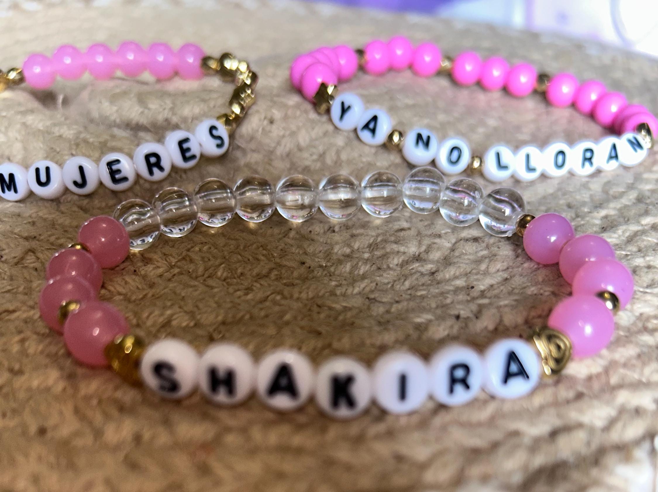 Las Mujeres Ya No Lloran Shakira Bracelet Kit of 3 - Etsy