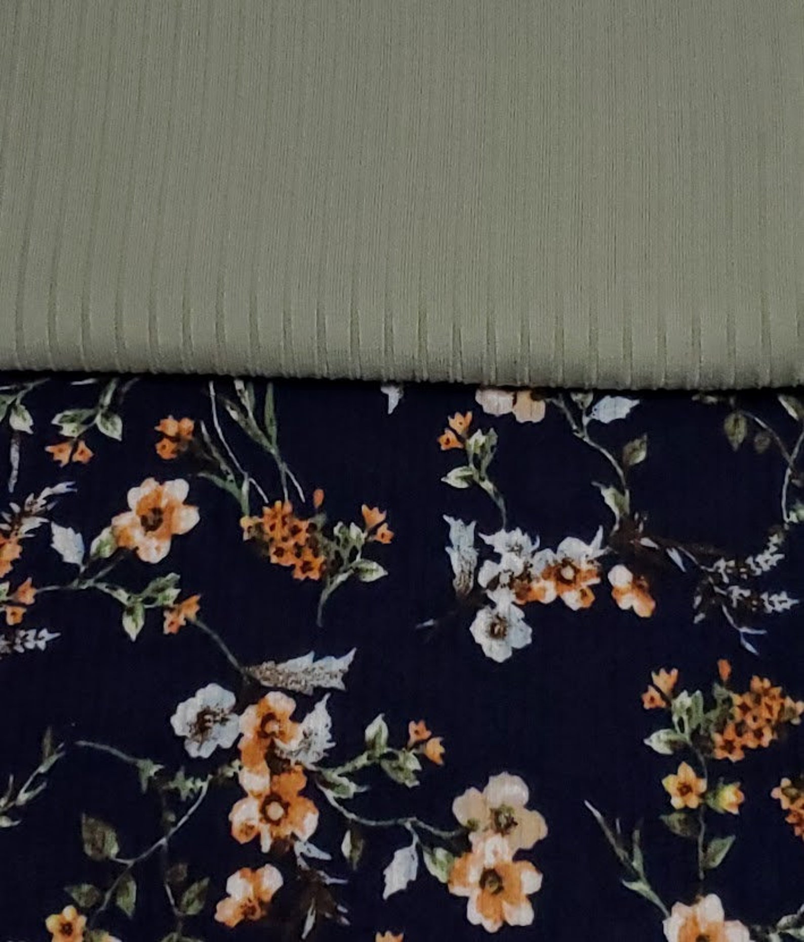 Ribbed Knit Fabric: Pretty 4x2 Rib Knit Navy Blue With Beige - Etsy