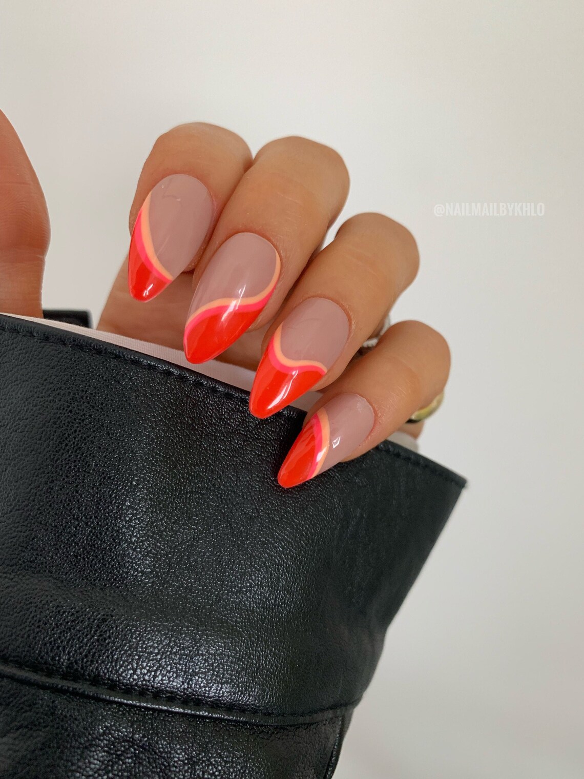 EMMA Reusable Hand Painted Press on Nails Abstract Minimal | Etsy