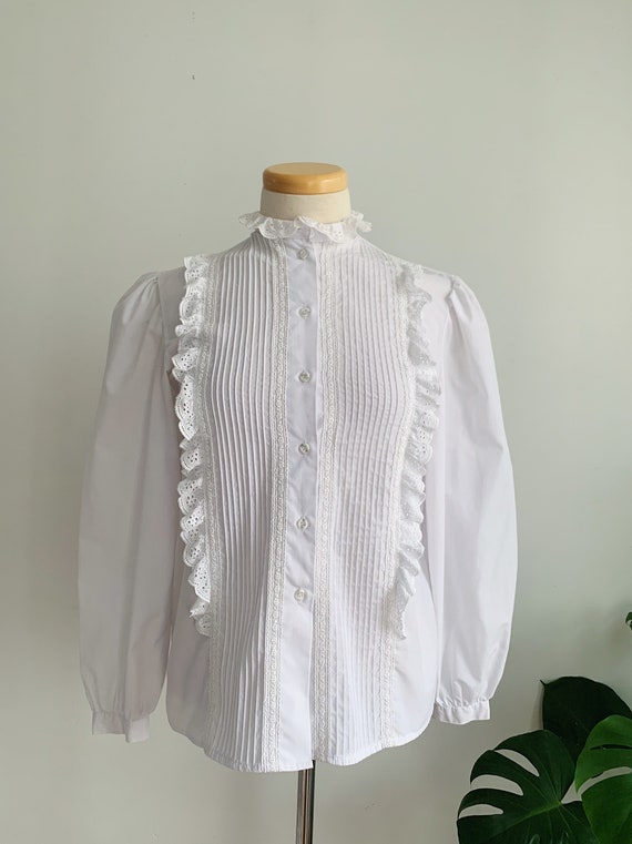 70s White Prairie Blouse with Ruffles & Eyelet Lace |… - Gem