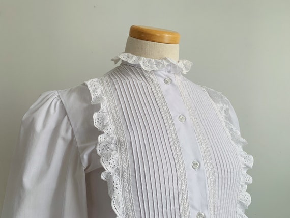 70s White Prairie Blouse with Ruffles & Eyelet Lace |… - Gem