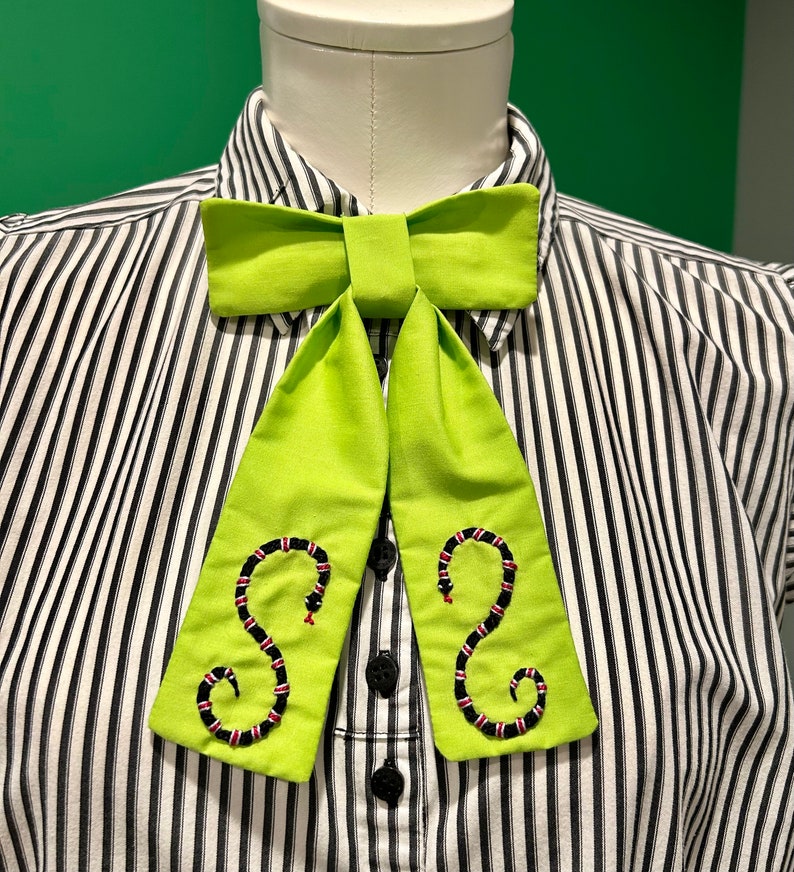 Dueling Snakes Bowtie - Etsy