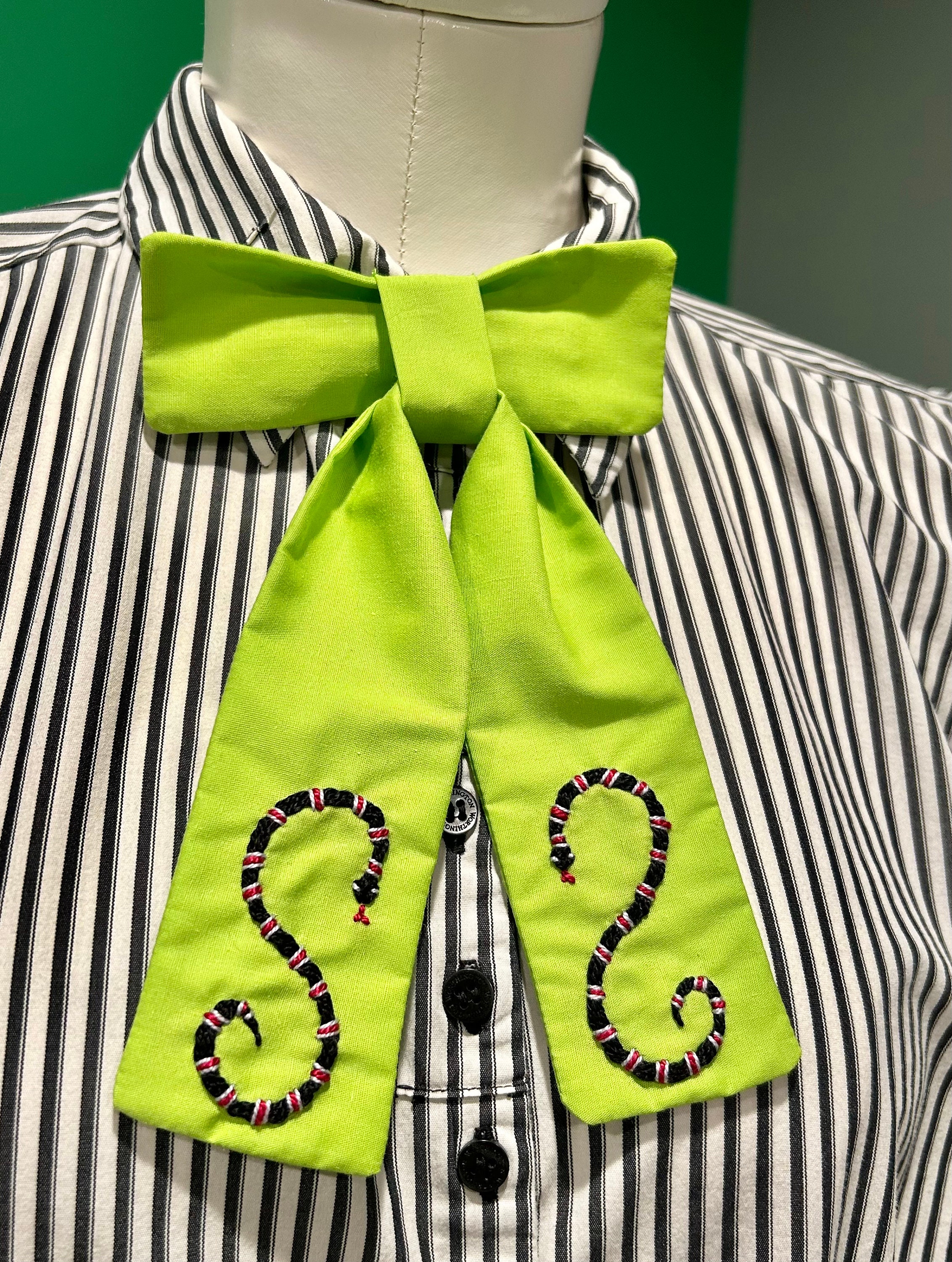 Dueling Snakes Bowtie - Etsy
