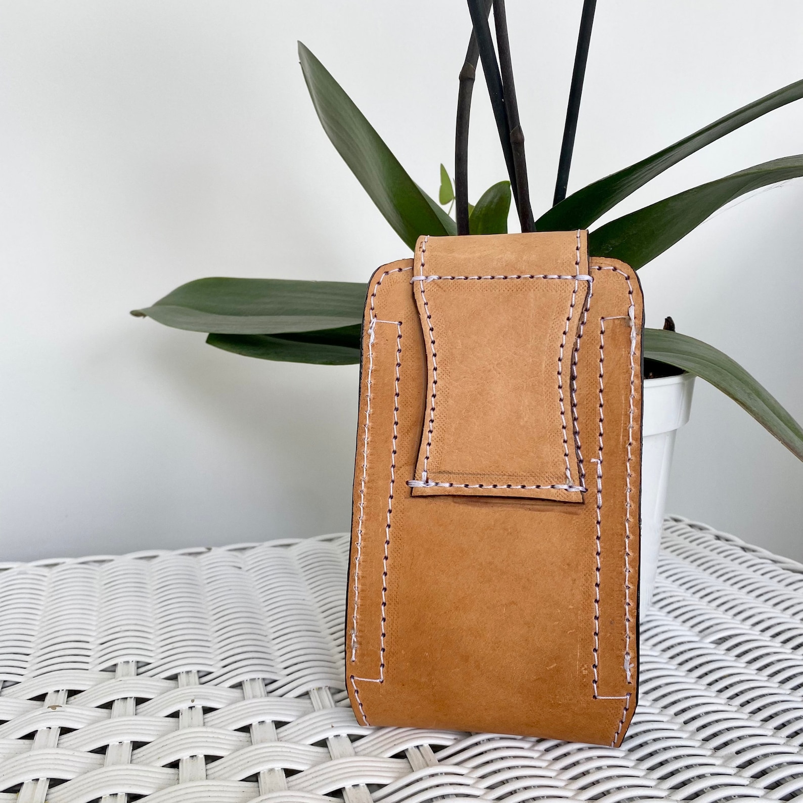 Handmade Leather Cell Phone Holster by Marancu: Natural Leather ...