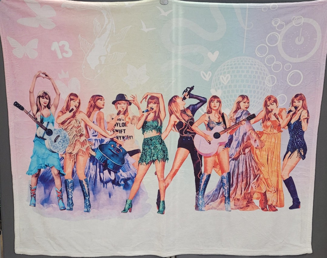 The Eras Tour outfits Throw Blanket Cozy Fleece Blanket, Fan Art ...