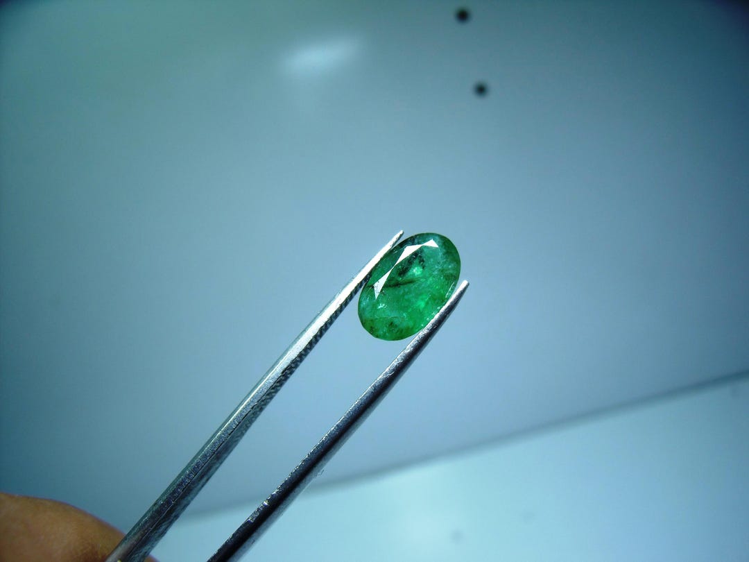 Shiny Emerald, Bright Emerald, Oval Faceted Cut Loose Gems, Earth Mined ...