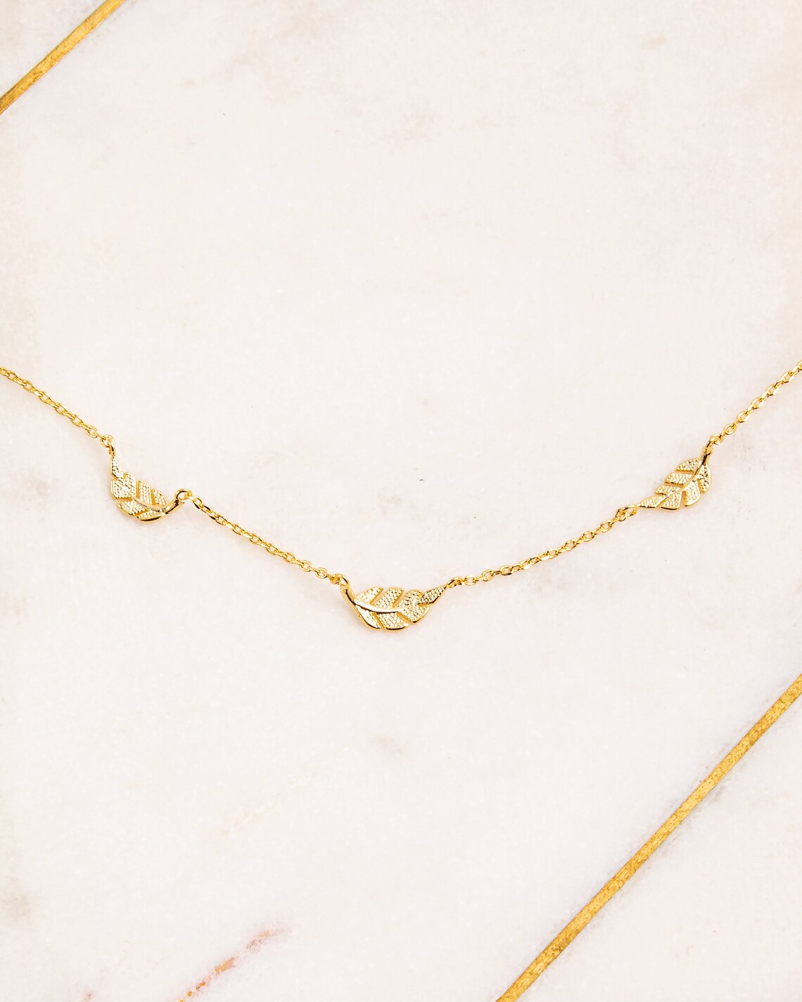 Dainty Chained Leaf Charm Necklace Nature Necklace Dainty - Etsy