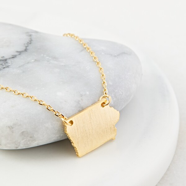 Iowa Necklace - Etsy