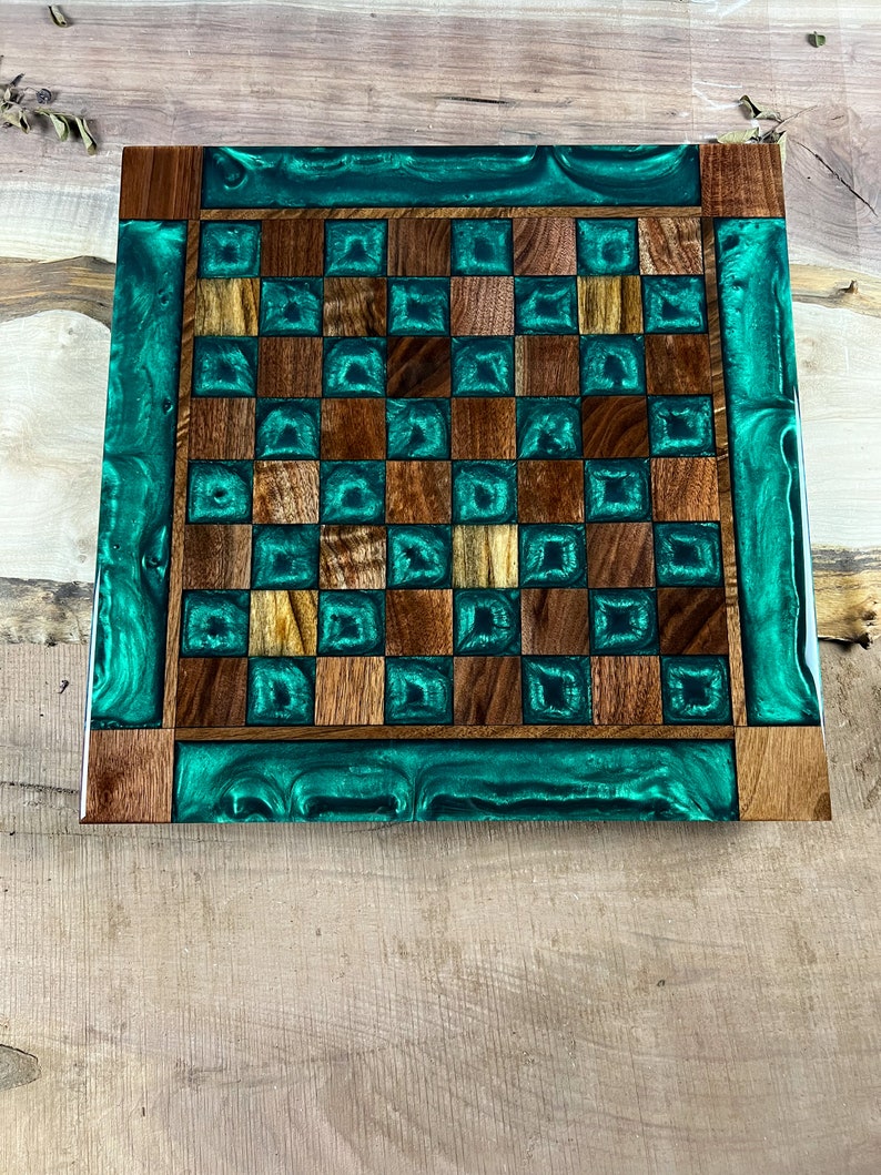 Black Walnut Emerald Green Chess Board (with Border) - Etsy