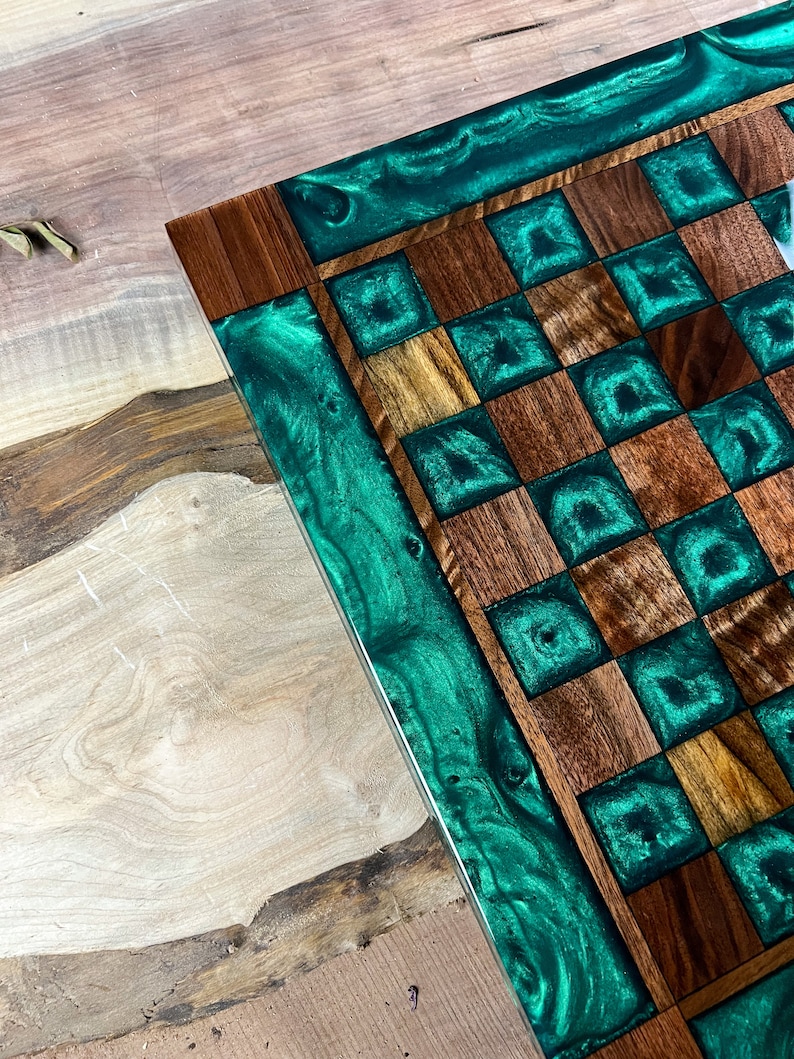 Black Walnut Emerald Green Chess Board (with Border) - Etsy