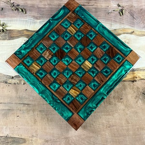 Black Walnut Emerald Green Chess Board (with Border) - Etsy