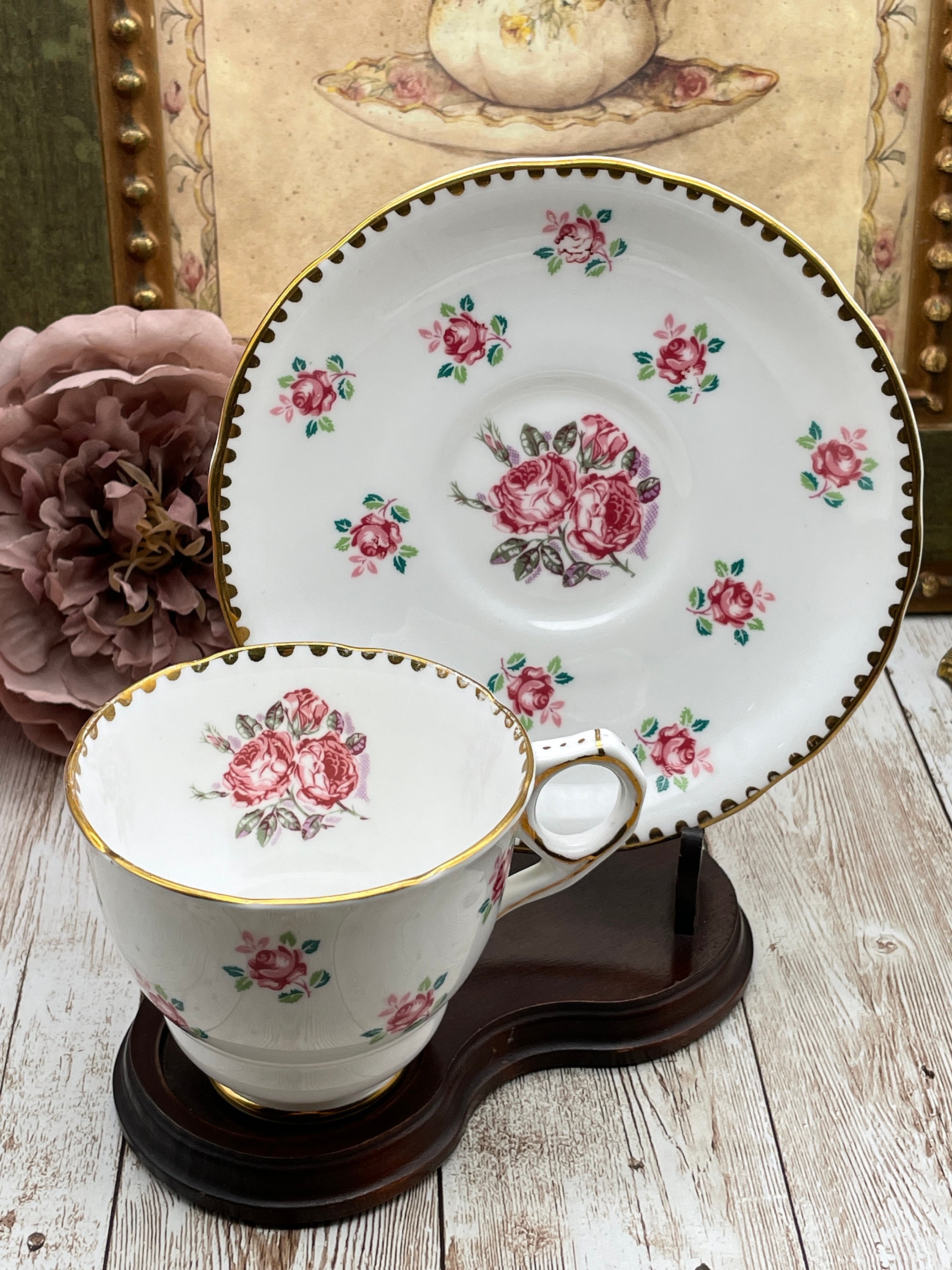 Royal Stafford tudor Rose Small Roses Scalloped Gold Tea Cup - Etsy UK